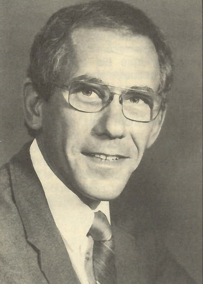 1985: GM’s James Falloon speaks at Ivy Tech Fort Wayne’s graduation ...