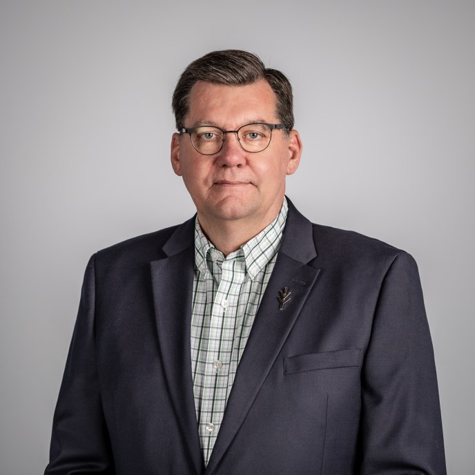 Ivy Tech Fort Wayne/Warsaw selects Douglas Clark as Dekko Foundation ...